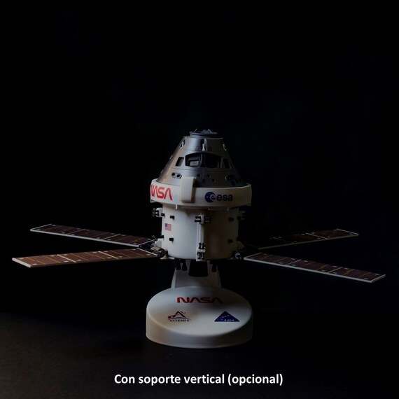 Dragon Vs Orion Spacecraft