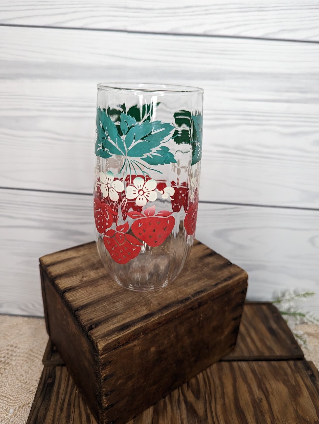 Vintage Drinking Glass With Strawberry Detail Vintage Cocktail - Etsy