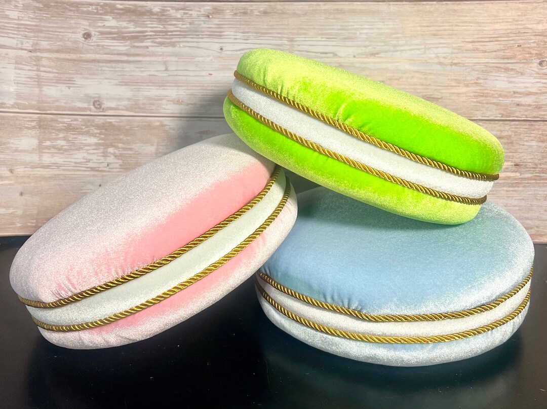 Giant Macaron, Velvet Macaron, Macaroons, Fake Bake, Candyland, Photo ...
