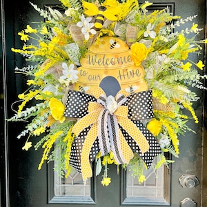 Bee Wreath, Bee Decor. Front Door Decor, Spring Wreath, Summer Wreath ...