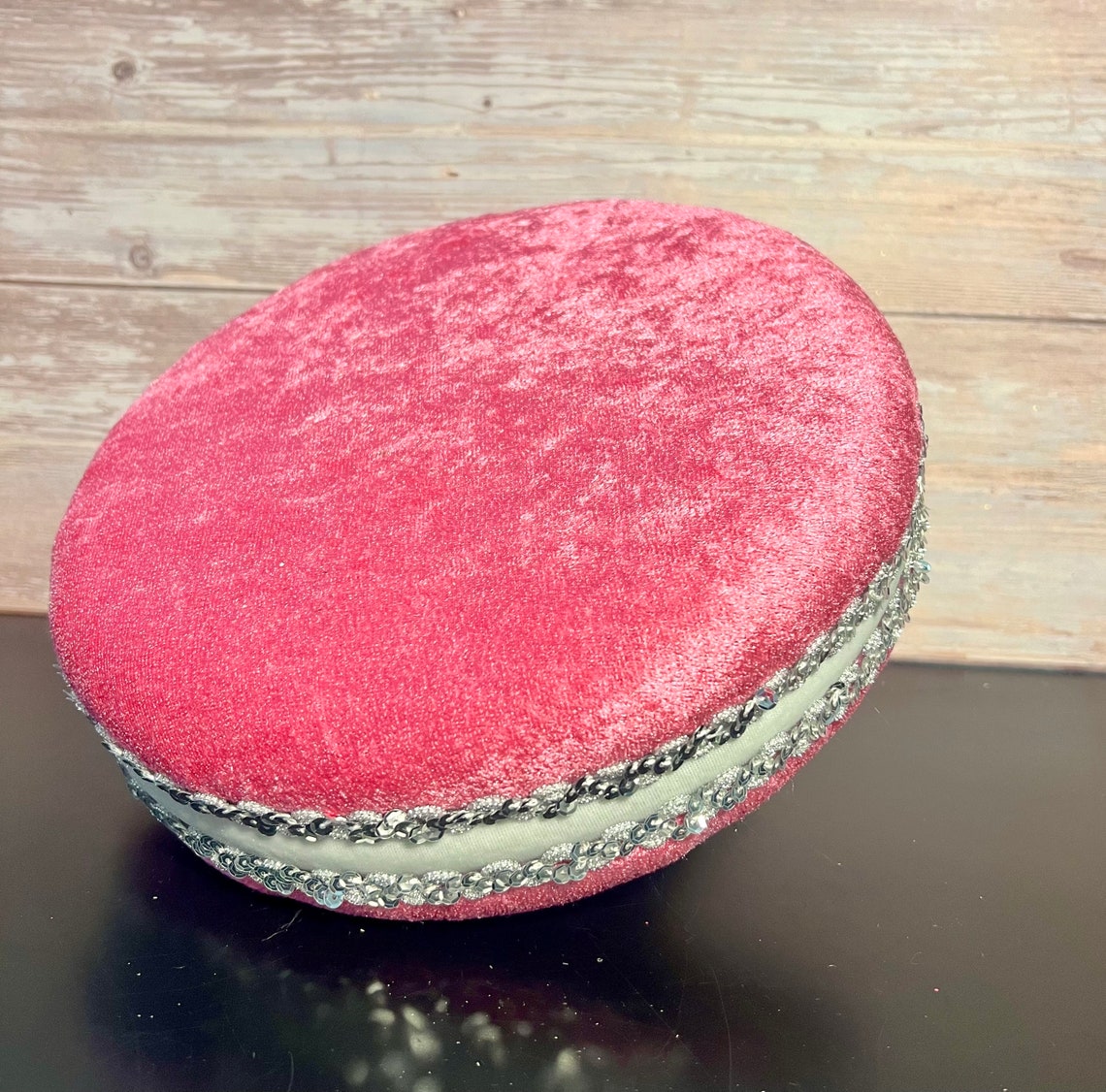 Giant Macaron, Velvet Macaron, Macaroons, Fake Bake, Candyland, Photo ...