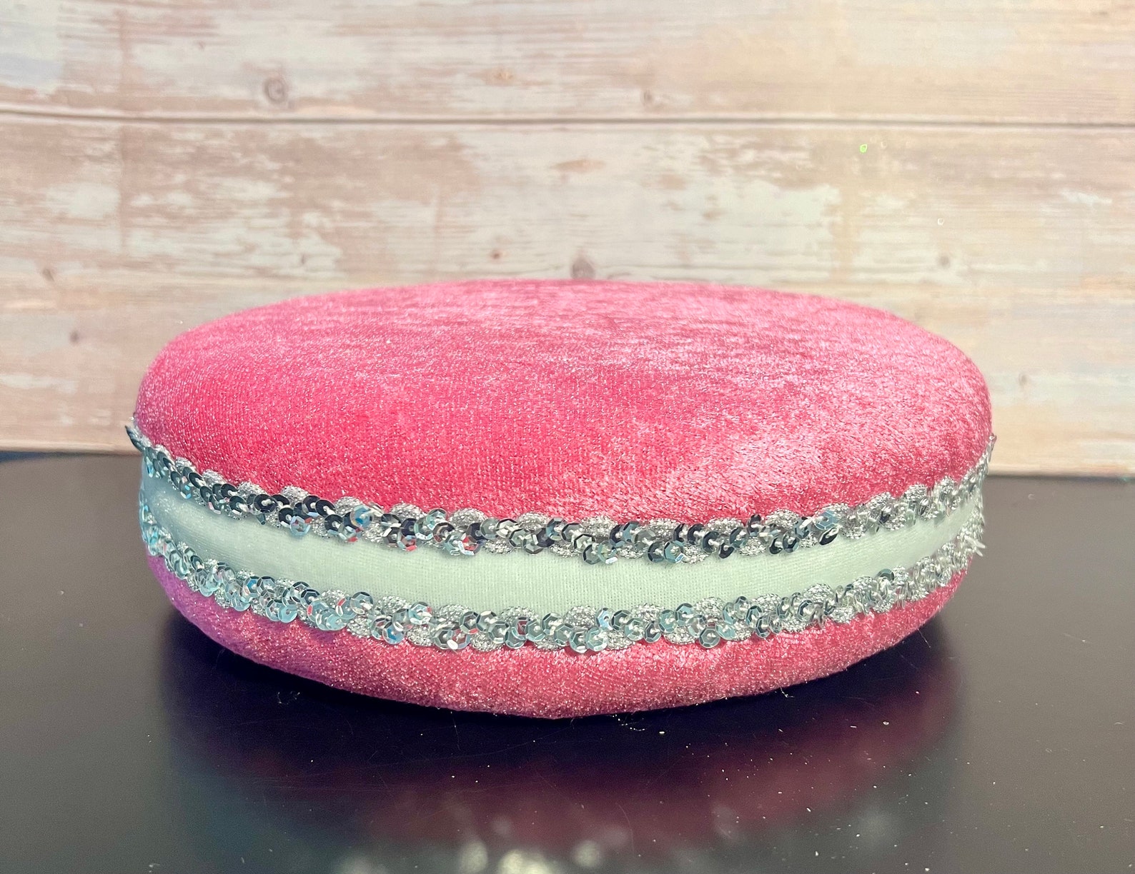 Giant Macaron, Velvet Macaron, Macaroons, Fake Bake, Candyland, Photo ...