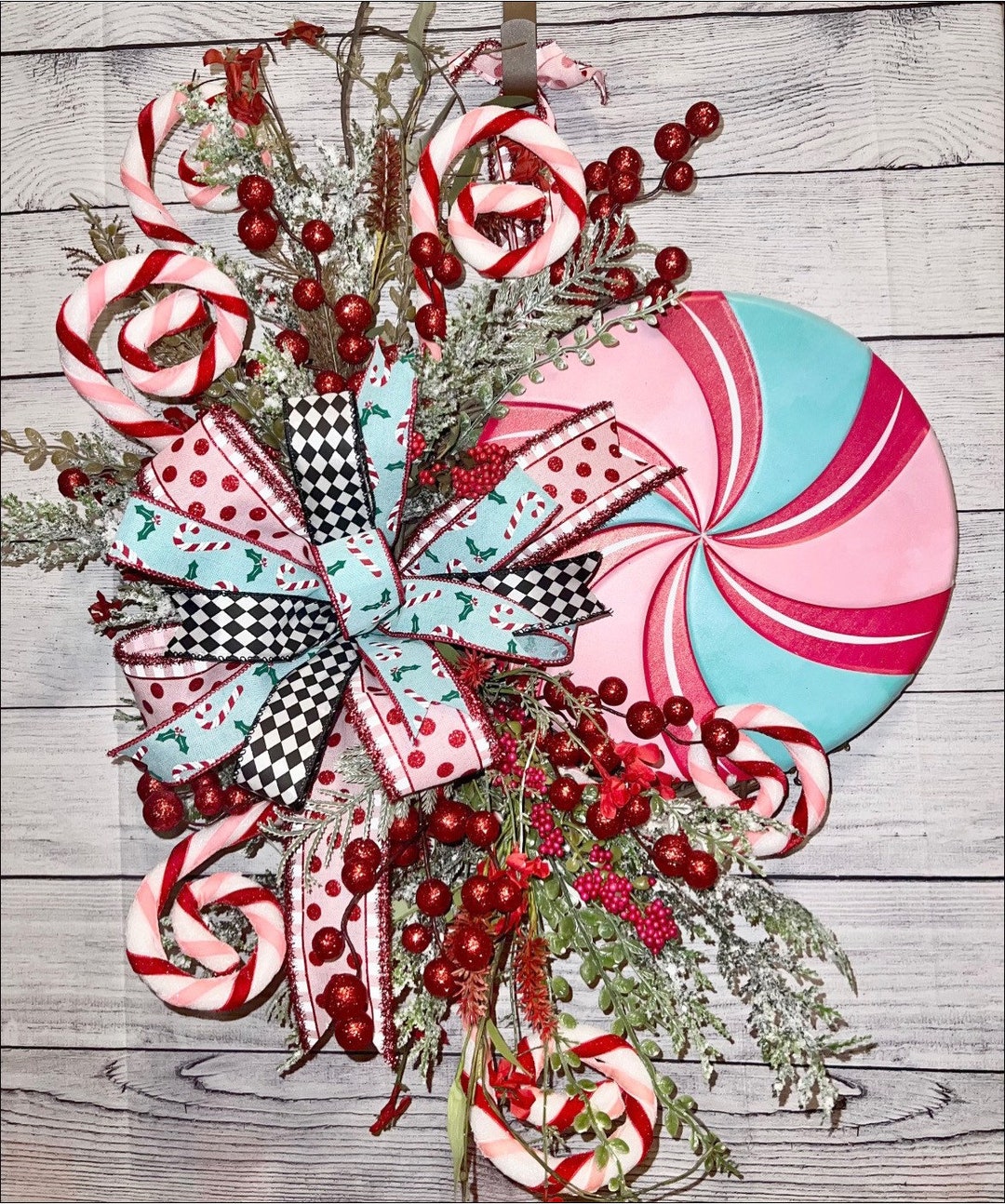 Candy Christmas Wreath, Peppermint Candy Christmas Wreath, Pastel ...