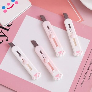 Kawaii Cute Cat Mini Paw Box Cutter, Retractable Safety Tool, Utility ...