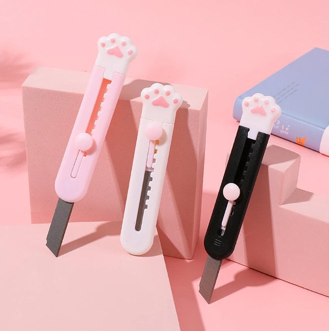 Kawaii Cute Cat Mini Paw Box Cutter, Retractable Safety Tool, Utility ...