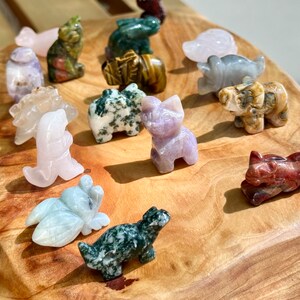 Crystal Animals Carvings Scoop / Mini Mystery Carvings / Small Pocket ...
