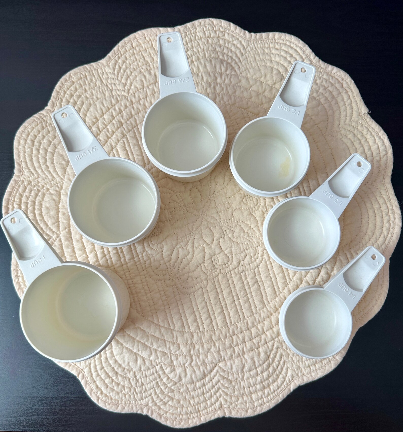 Tupperware White Measuring Cups Complete Set of 6 Vintage Vtg Retro ...