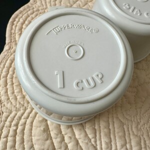 Tupperware White Measuring Cups Complete Set of 6 Vintage Vtg Retro ...