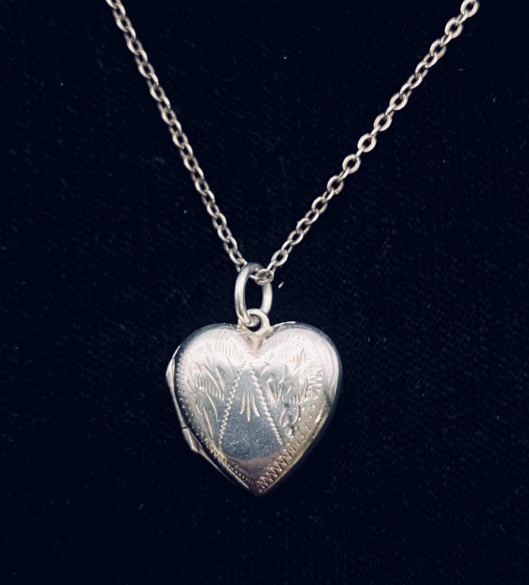Vintage 1920s Small Sterling Silver Engraved Heart Hinged Photo Locket ...