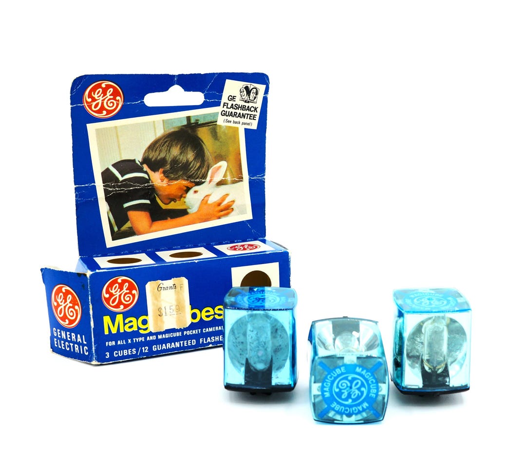 Vintage GE Magicubes Flash Bulbs – 3-pack Blue Cubes - Etsy