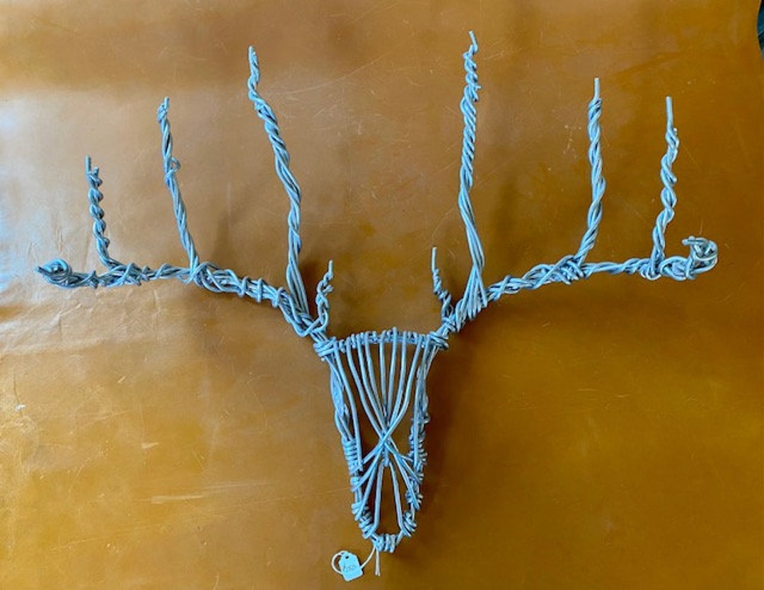 Aluminum Wire Deer Sculpture - Etsy