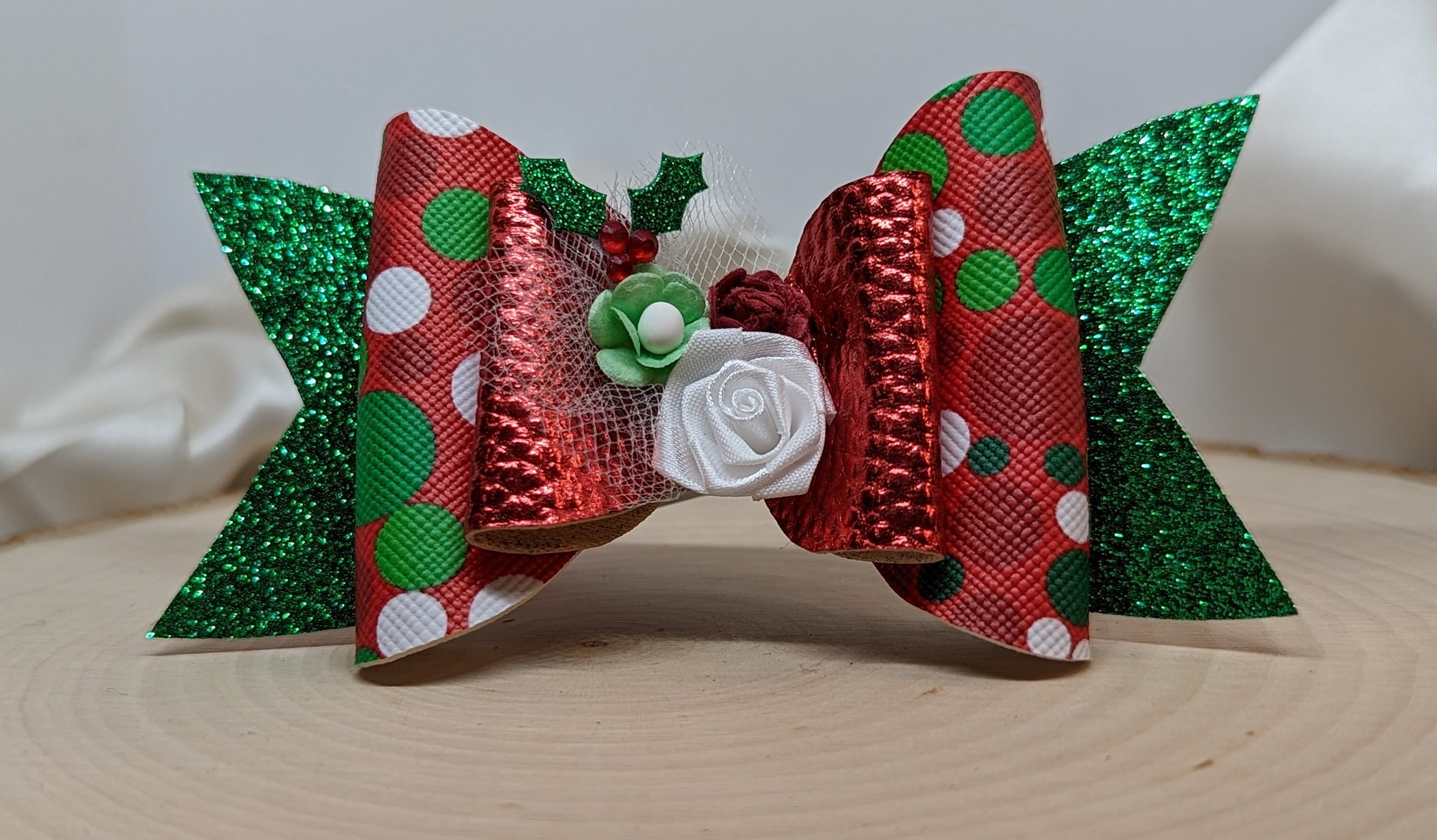 Faux Leather Santa and Mrs. Claus Hair Bow Set - Etsy