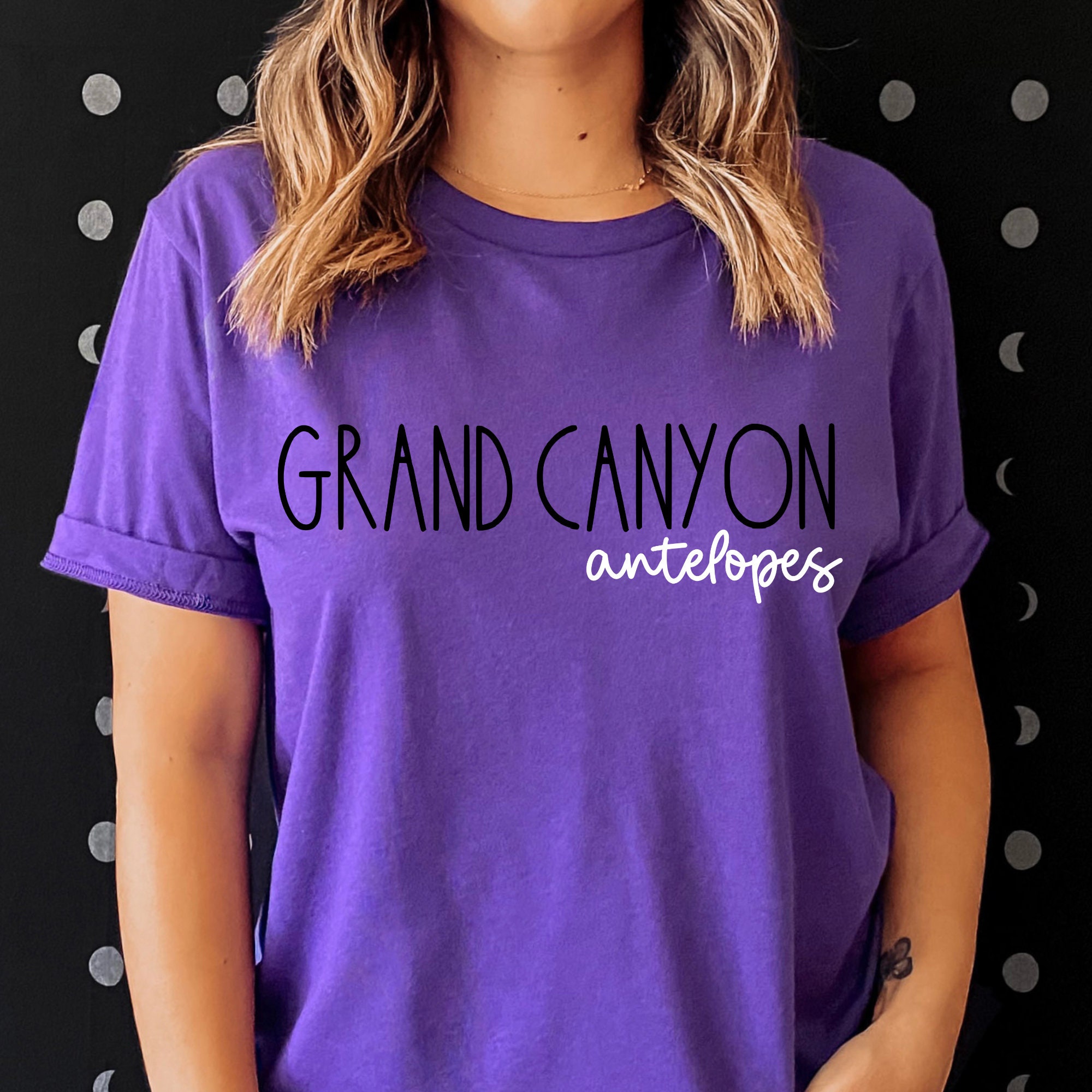 Timeless College T-shirts / Game Day Attire / Personalized Campus Style ...