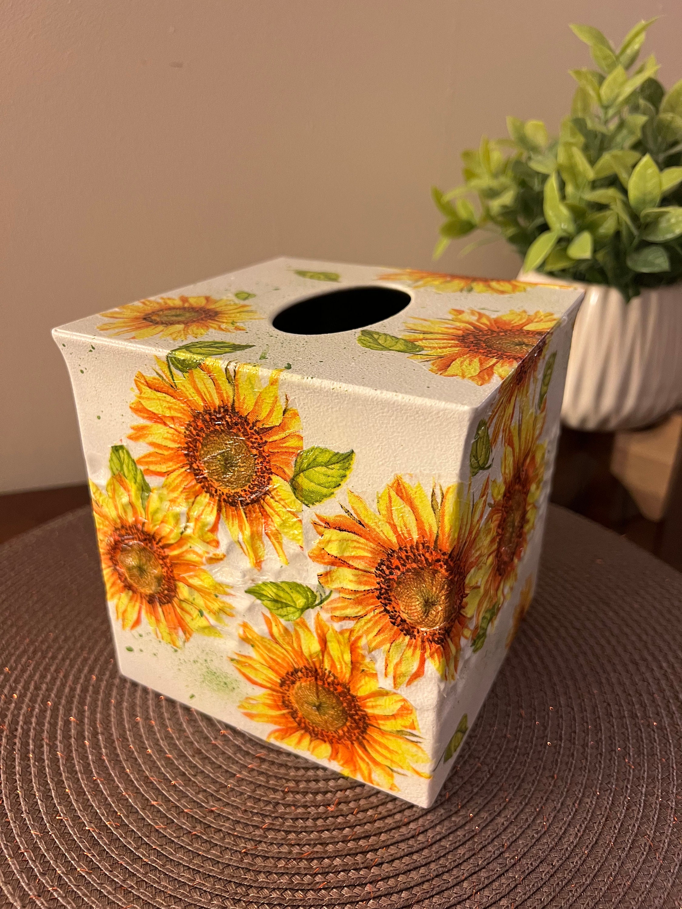 Decoupage Tissue Boxes - Decoupage Design Ideas