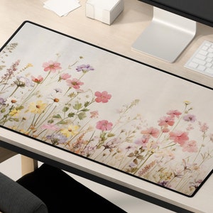 Pressed Flower Desk Mat, Aesthetic Mouse Pad, Cute Desk Accessories ...