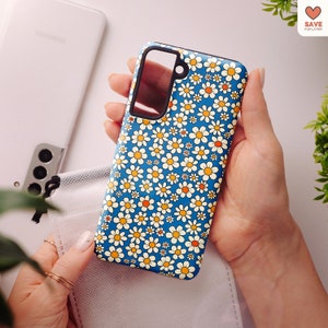 Retro Daisy Phone Case - 70s Inspired Floral Design for iPhone & Pixel ...