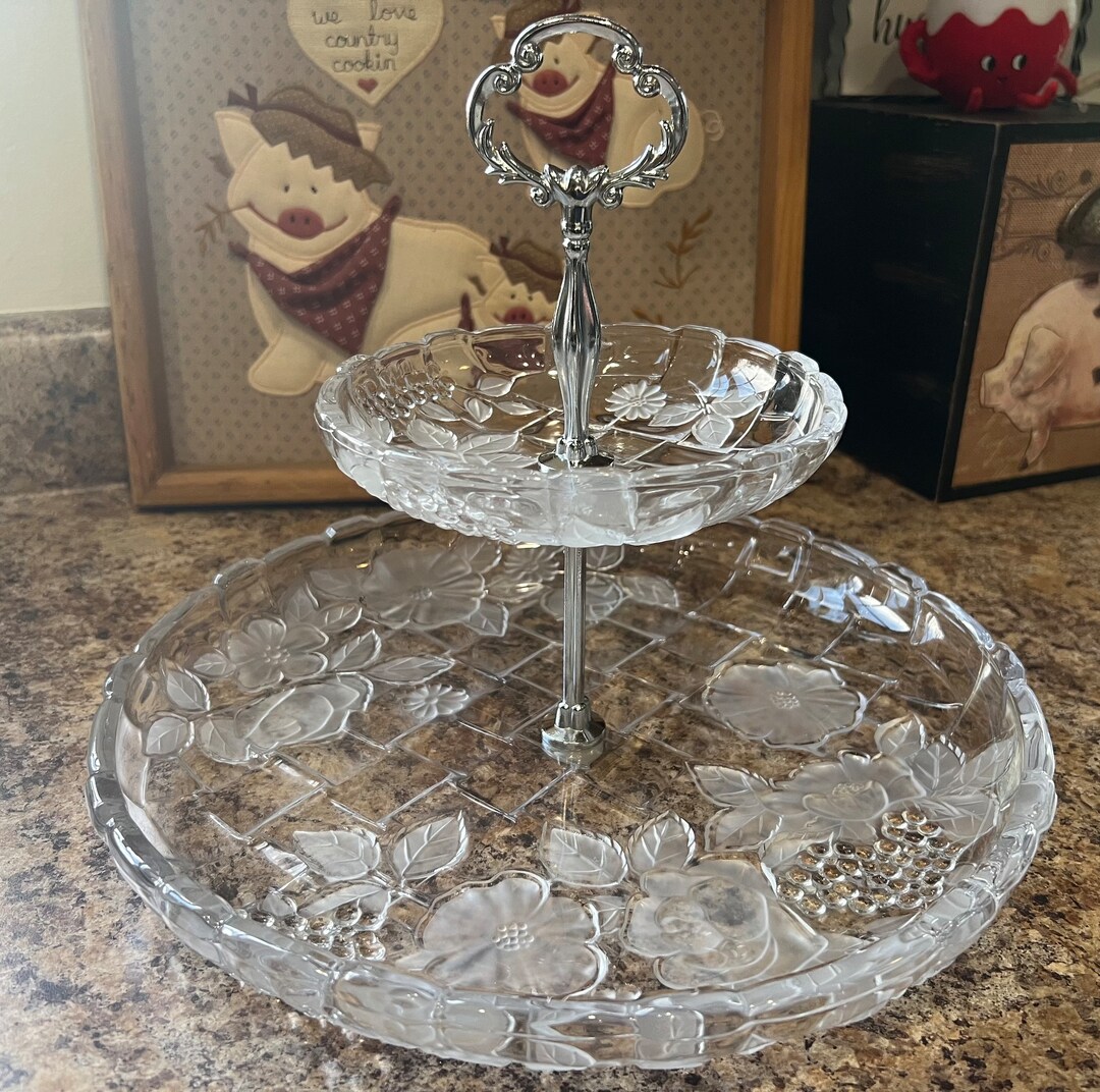 Fifth Avenue Napoli 2 Tier Crystal Server - Etsy