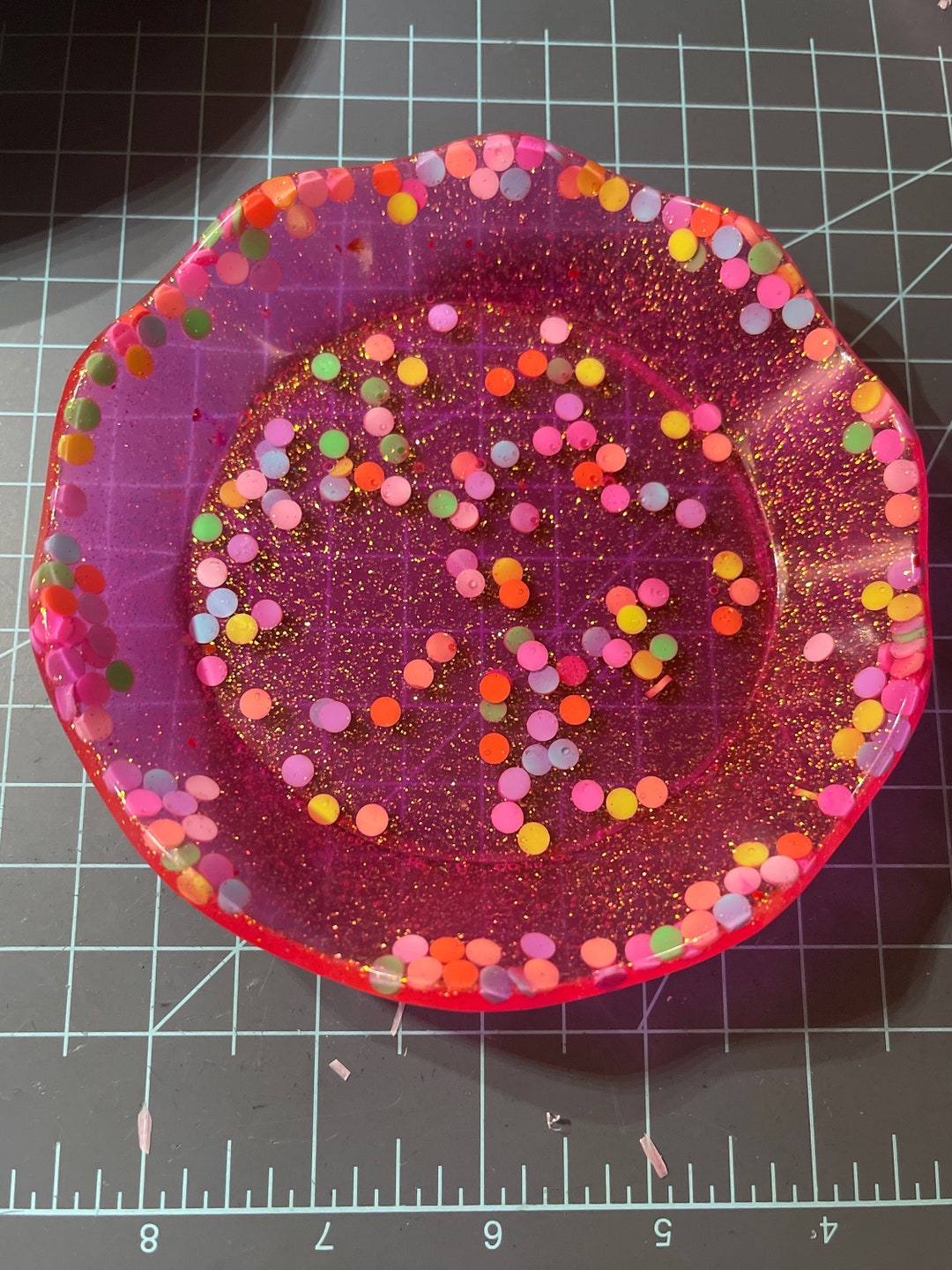 Resin Candy Dish With Scalloped Edges - Etsy