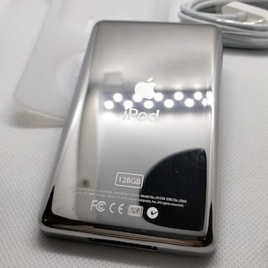 Apple Ipod Classic - 7th/6th Gen, Black (3000mah Battery, Customised ...