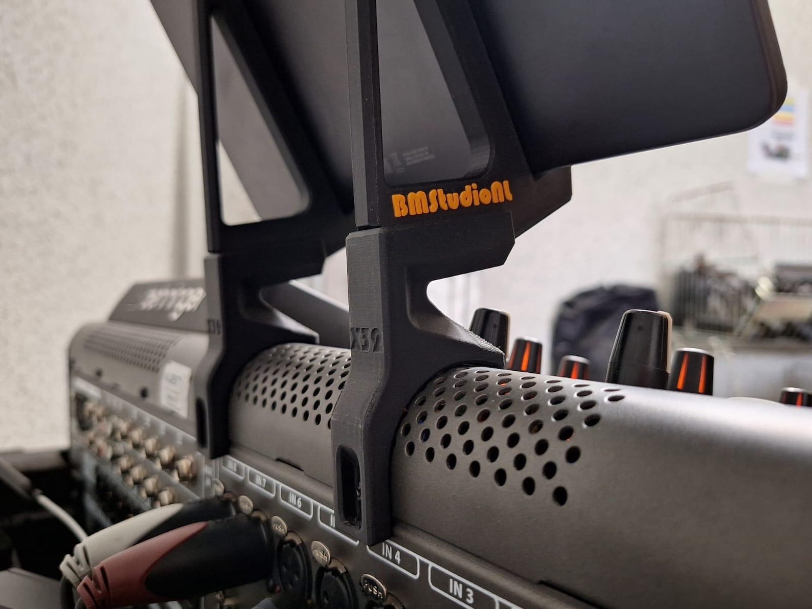 Behringer X32 iPad / Tablet Holder (full and Compact) - Etsy