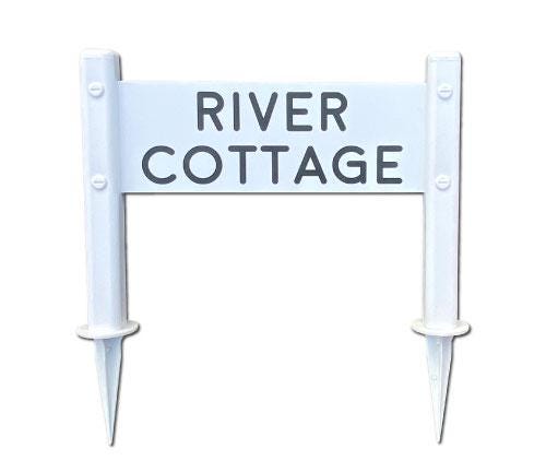 Reflective House Sign on Posts Driveway Free Standing Personalised Sign ...