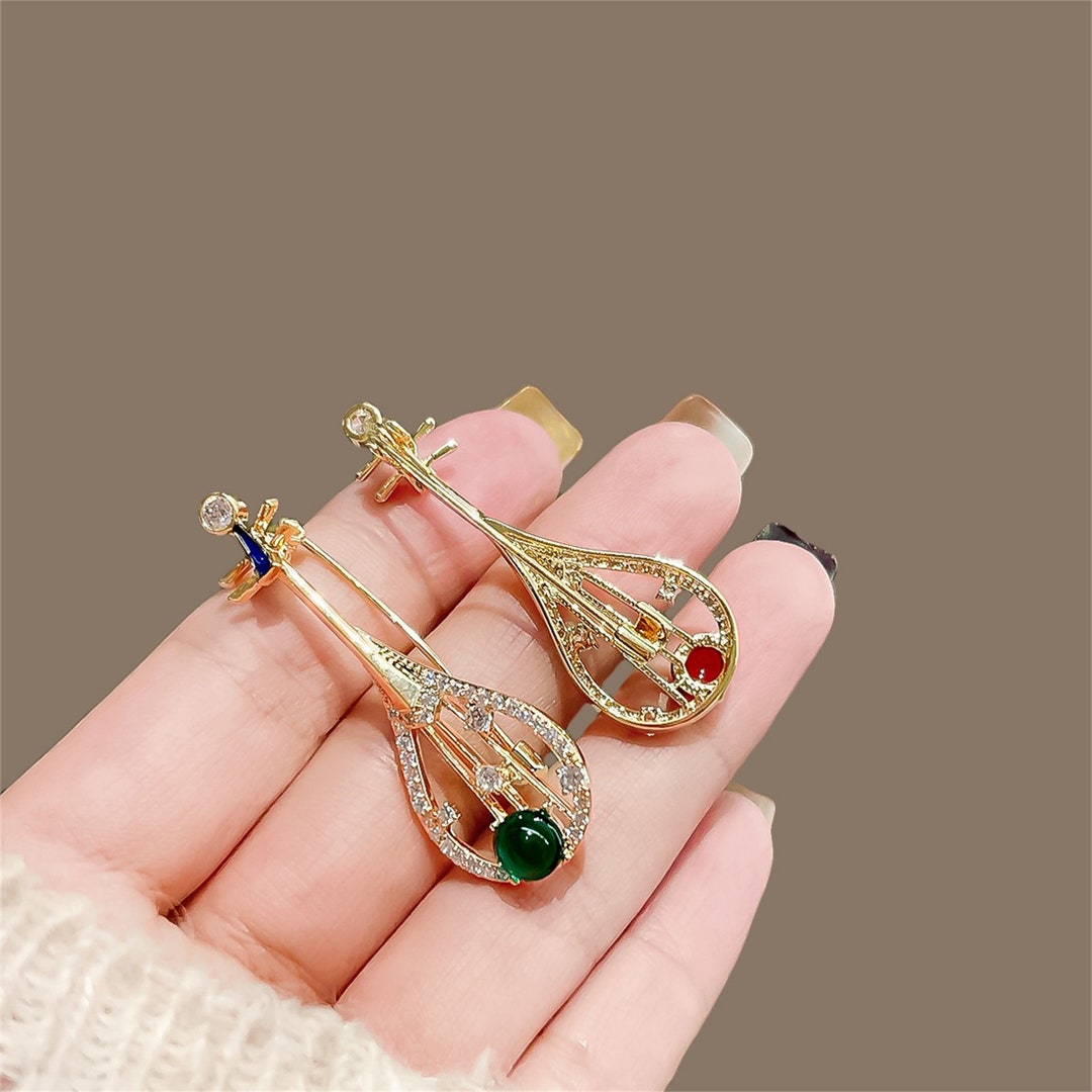 Ancient Chinese Style Pipa Brooch Musical Instrument Pipa Design Anti ...