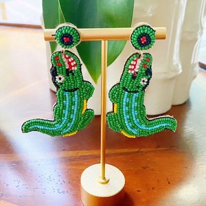 Green Alligator Beaded Earrings: Florida Gator Game Day Jewelry - Etsy