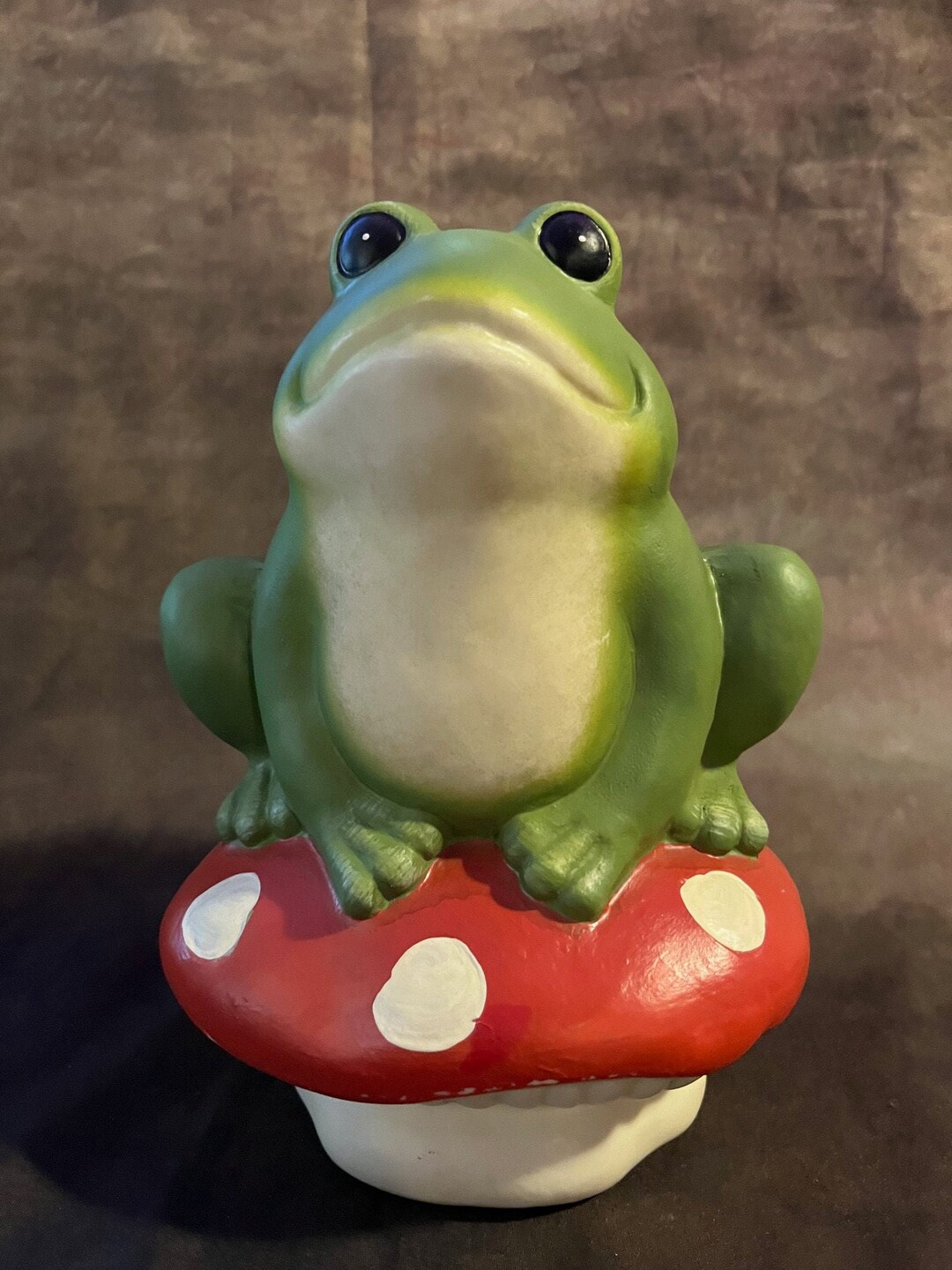 Latex Frog on Mushroom Concrete or Plaster Animal Mold - Etsy