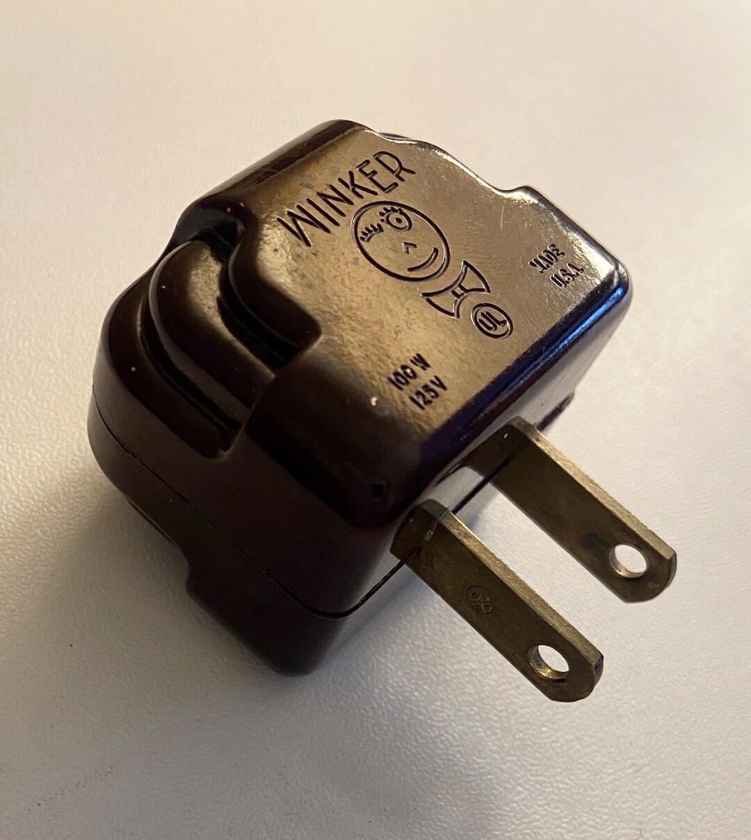 Vintage Winker Adapter Plug - Bakelite Light Flasher | 100W, 125VAC - Etsy