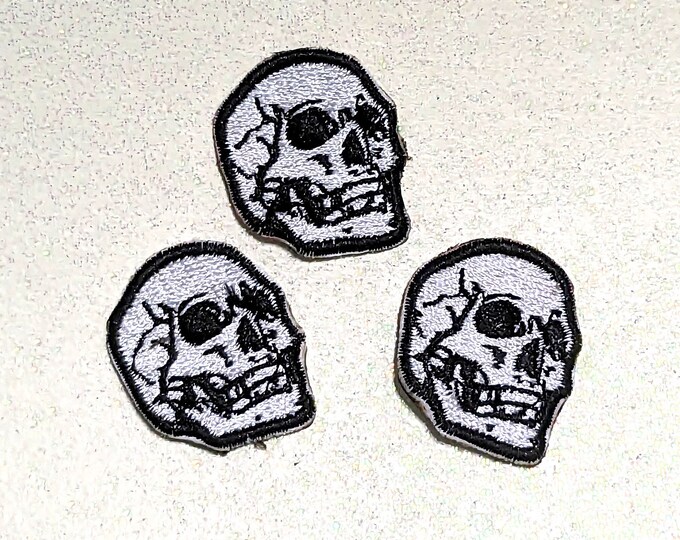 Three Small Human Skulls Machine Embroidered Patchs, Set of 3, Iron on ...