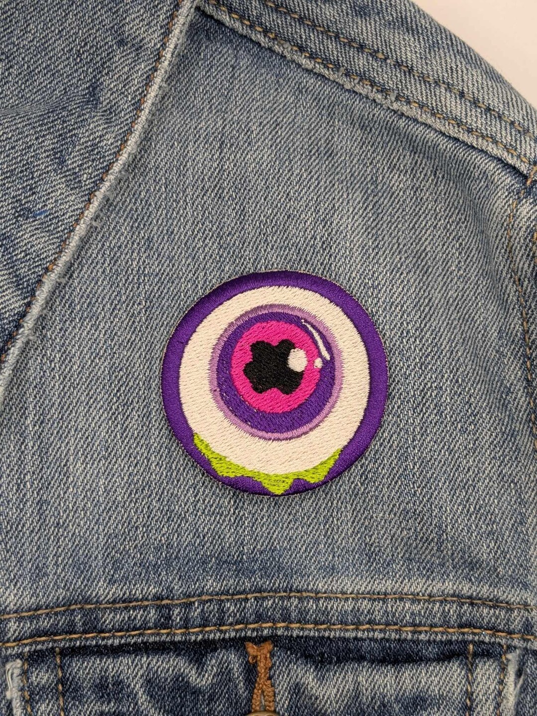 Monster Eyeball Machine Embroidered Patch Great Accessory to Sew on ...