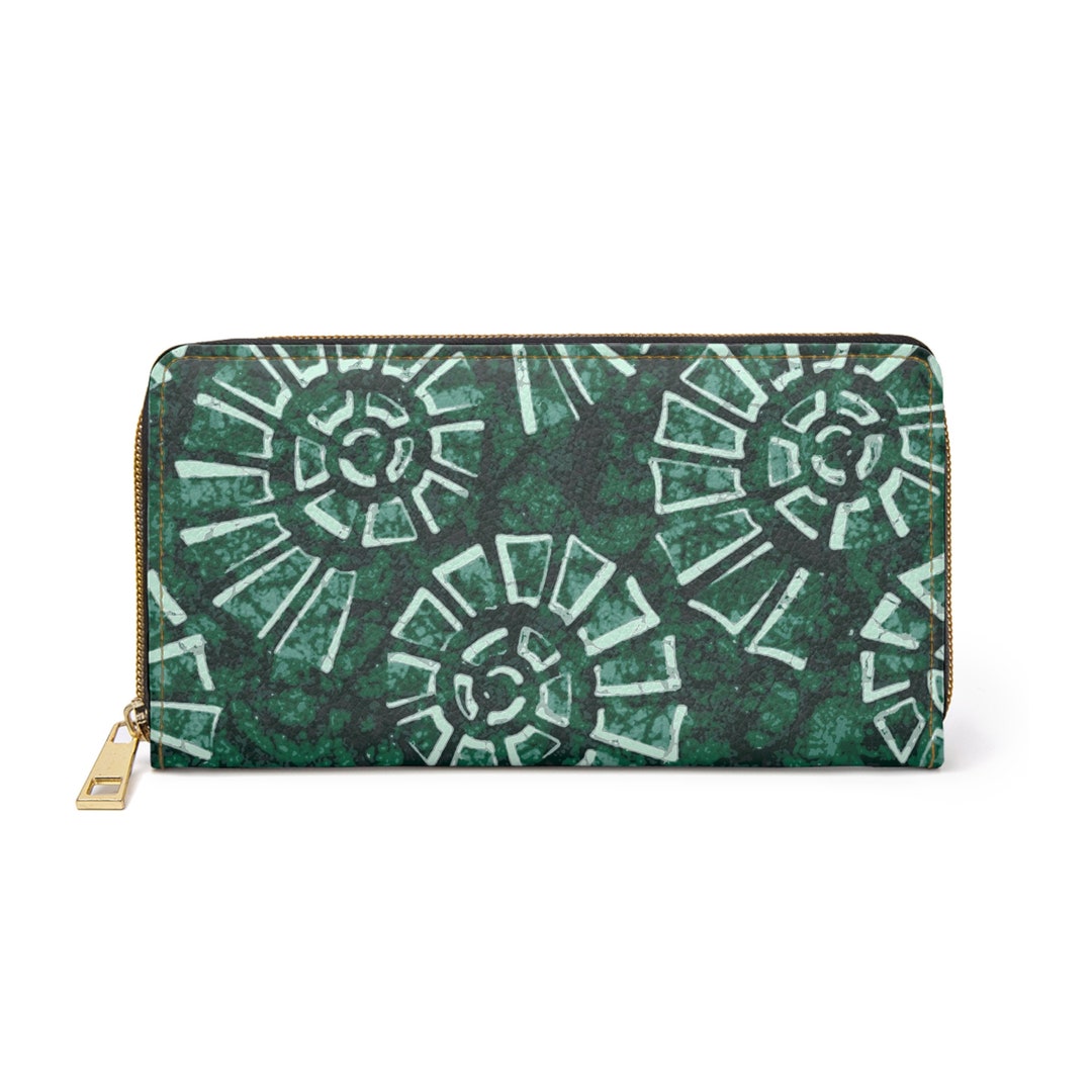 Conch Shell Wallet, Boho Modern Zipper Wallet, Gifts for Her, Hand ...