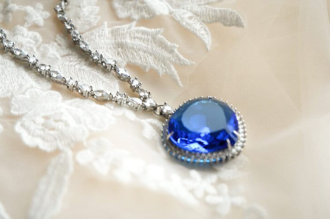 Titanic Heart of the Ocean Necklace. Heart of the Ocean Inspired ...