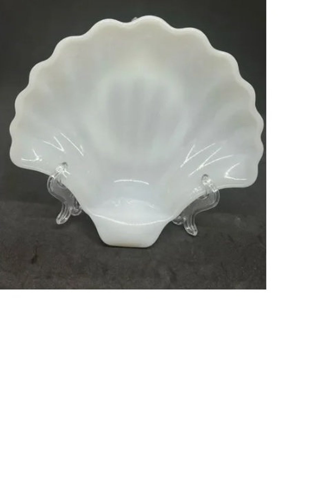 Vintage Anchor Hocking Milk Glass Clam Shell Dish Trinket Candy Soap ...