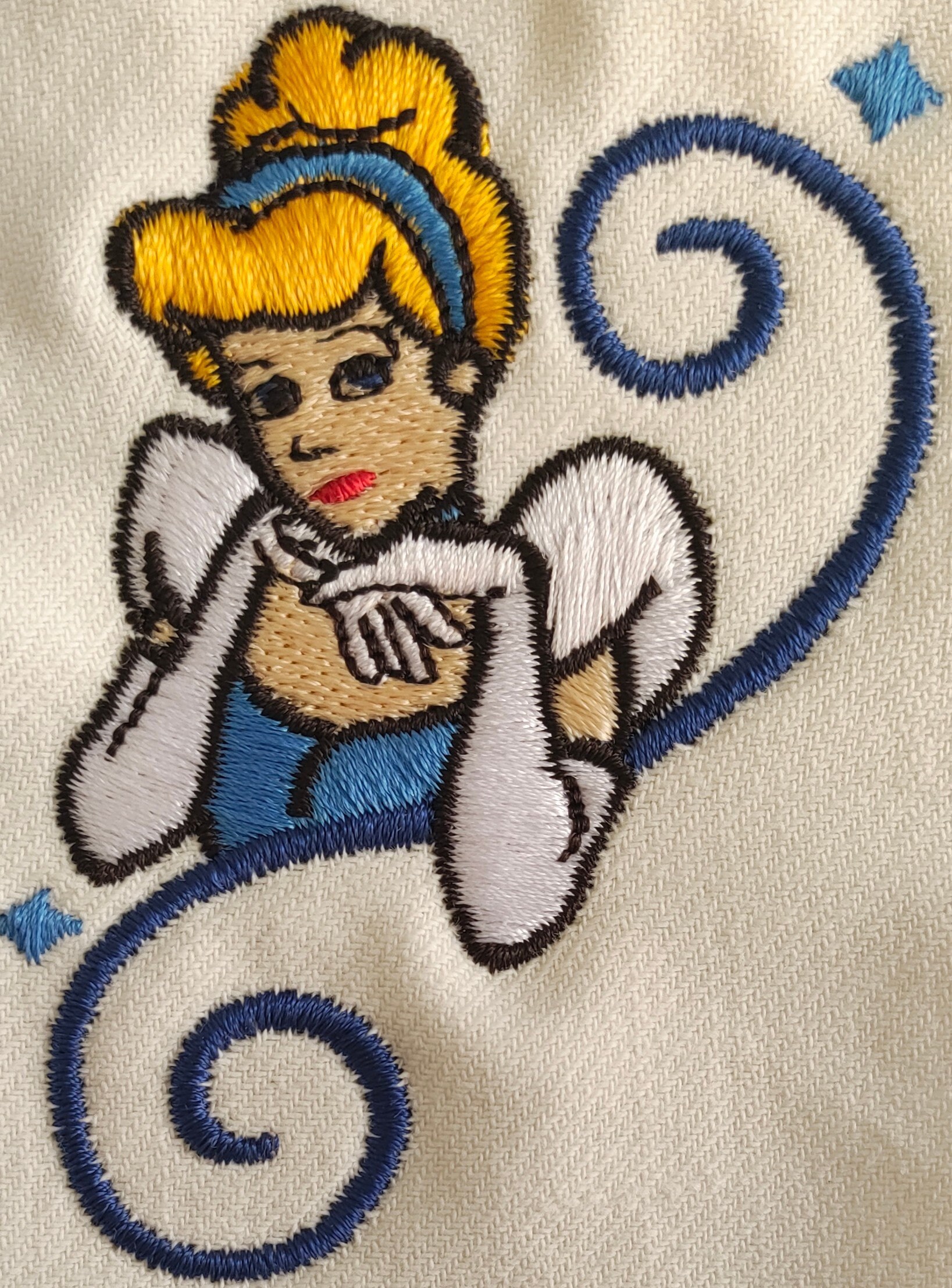Cinderella Machine Embroidery Design Beautiful Princess - Etsy