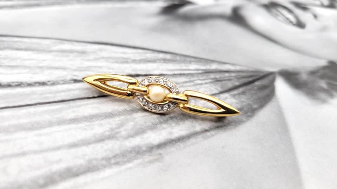 Vintage Monet Bar Gold Brooch, Pearl and Clear Crystals Brooch, Mid ...