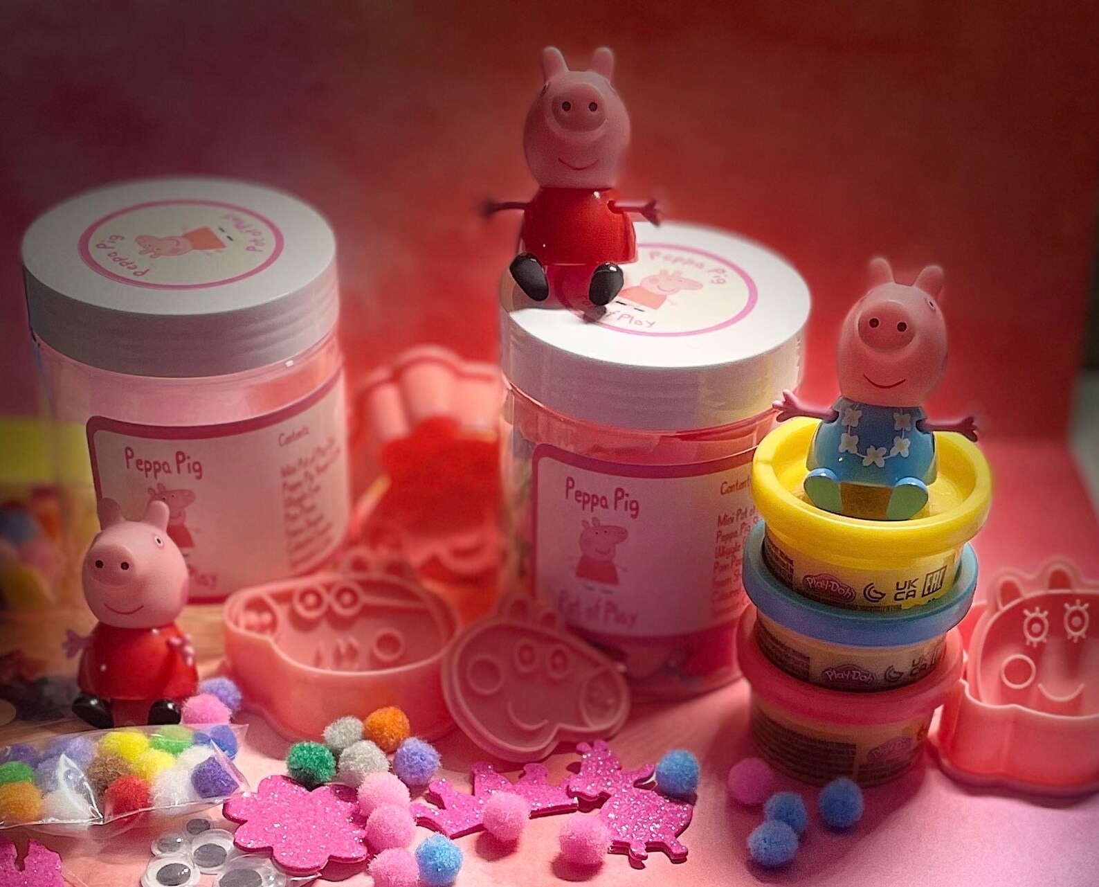 Peppa Pig Pot of Play: Play Doh | Sensory | Figure | Cutters ...