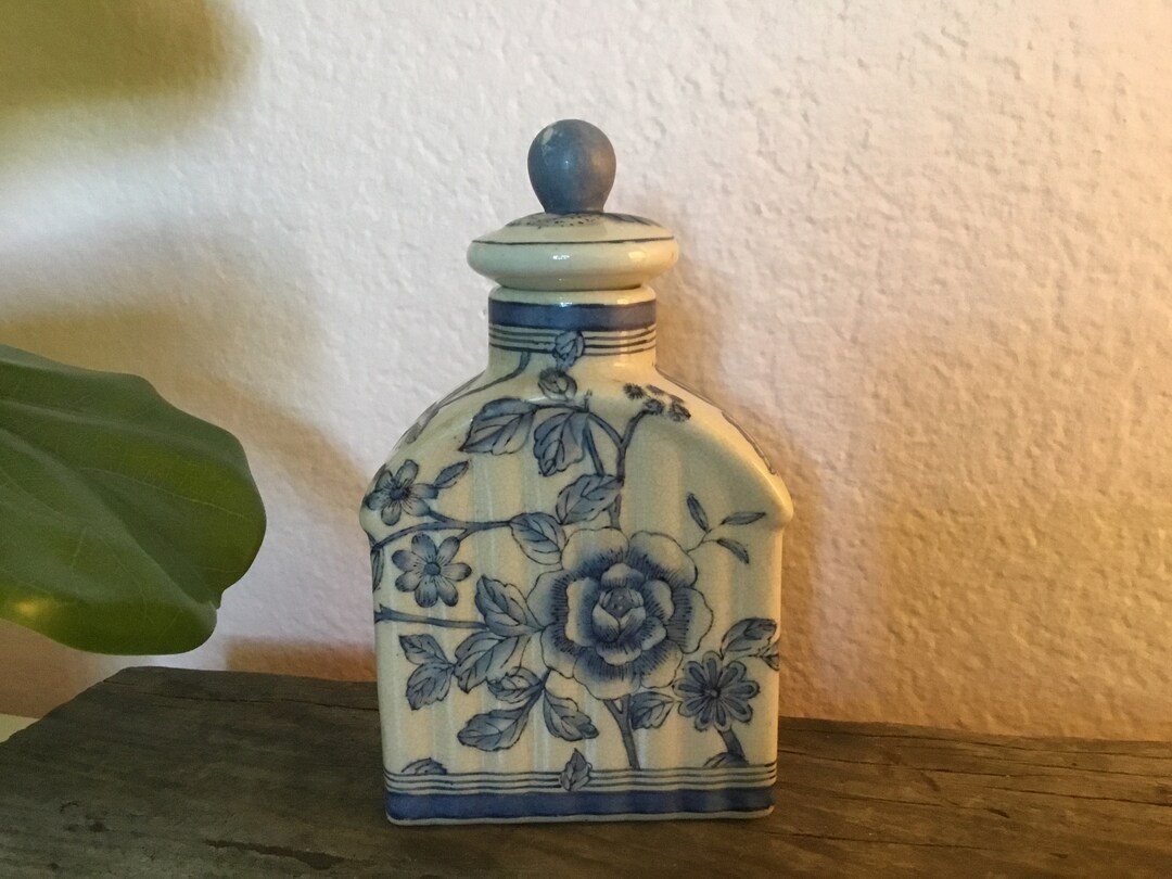 Chinese Blue & White Tea Caddy - Etsy