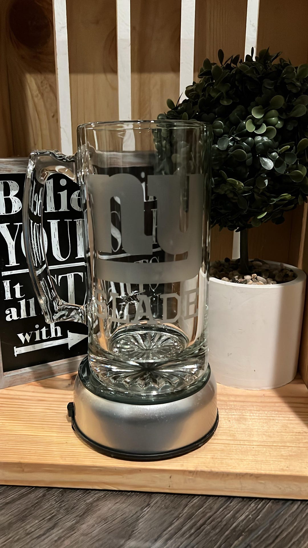 NFL Etched Glassware, NBA Glassware, Beer Mug, Personalized, Pint Glass ...