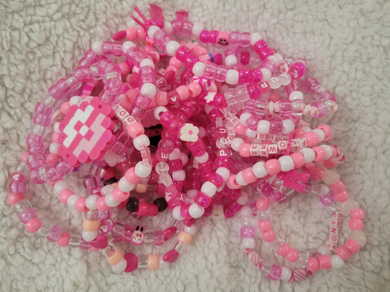 Mystery Kandi Bracelet Bundle – Kawaii Pink Theme, Endless Fun! - Etsy