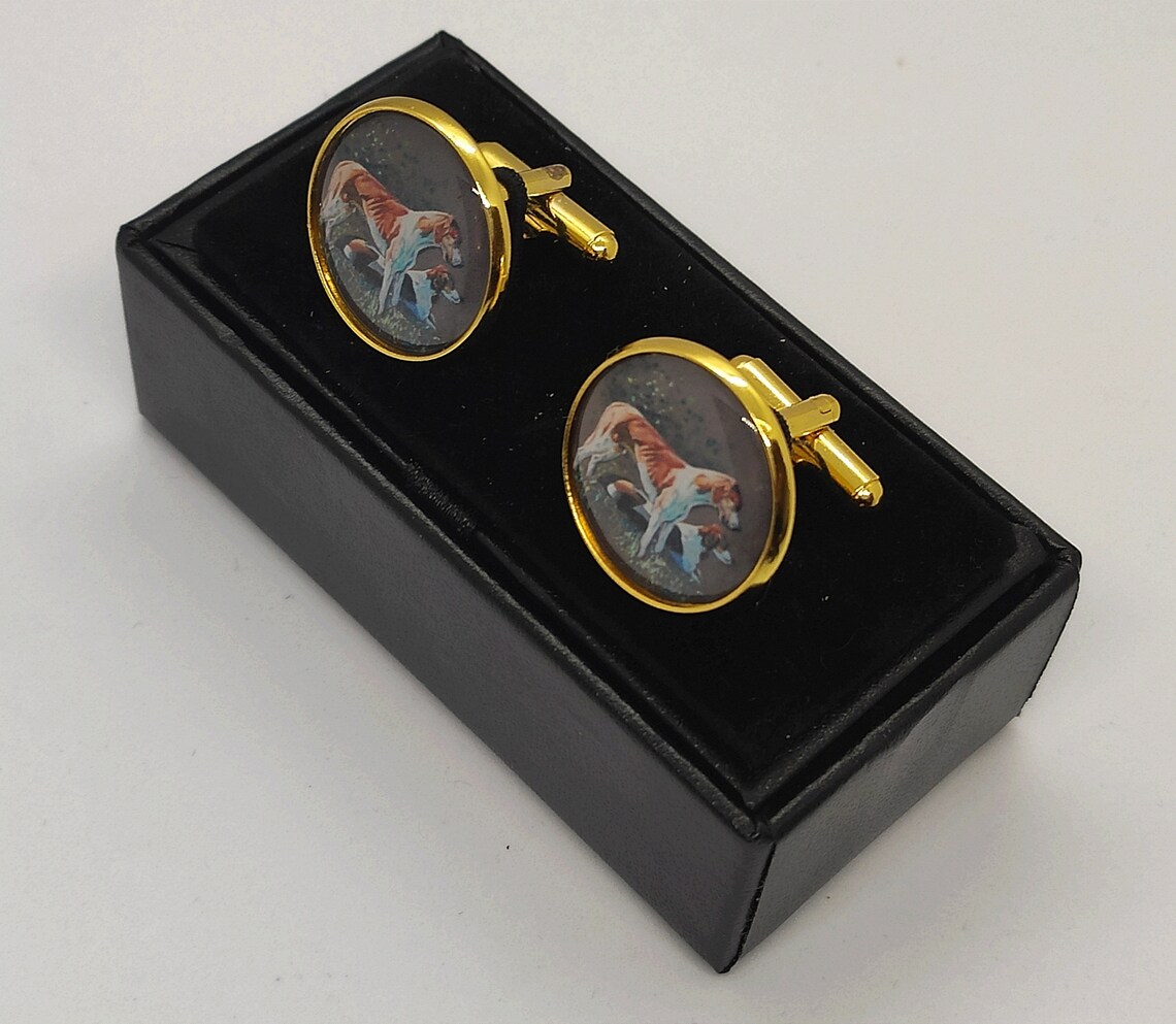 Pair of Hunting Hounds Cufflinks - Etsy