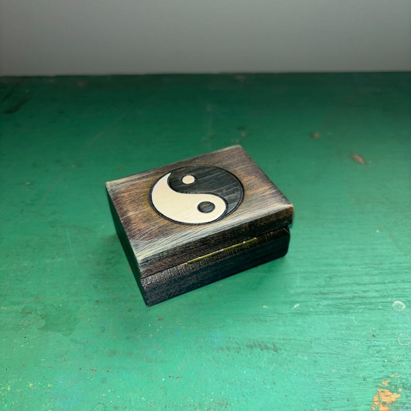 Wooden Yin Yang Box - Etsy