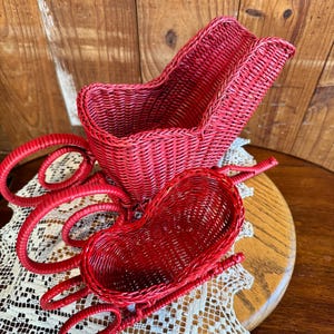 Set of 2 Small Red Wicker Sleigh Baskets Vintage Christmas Decor - Etsy