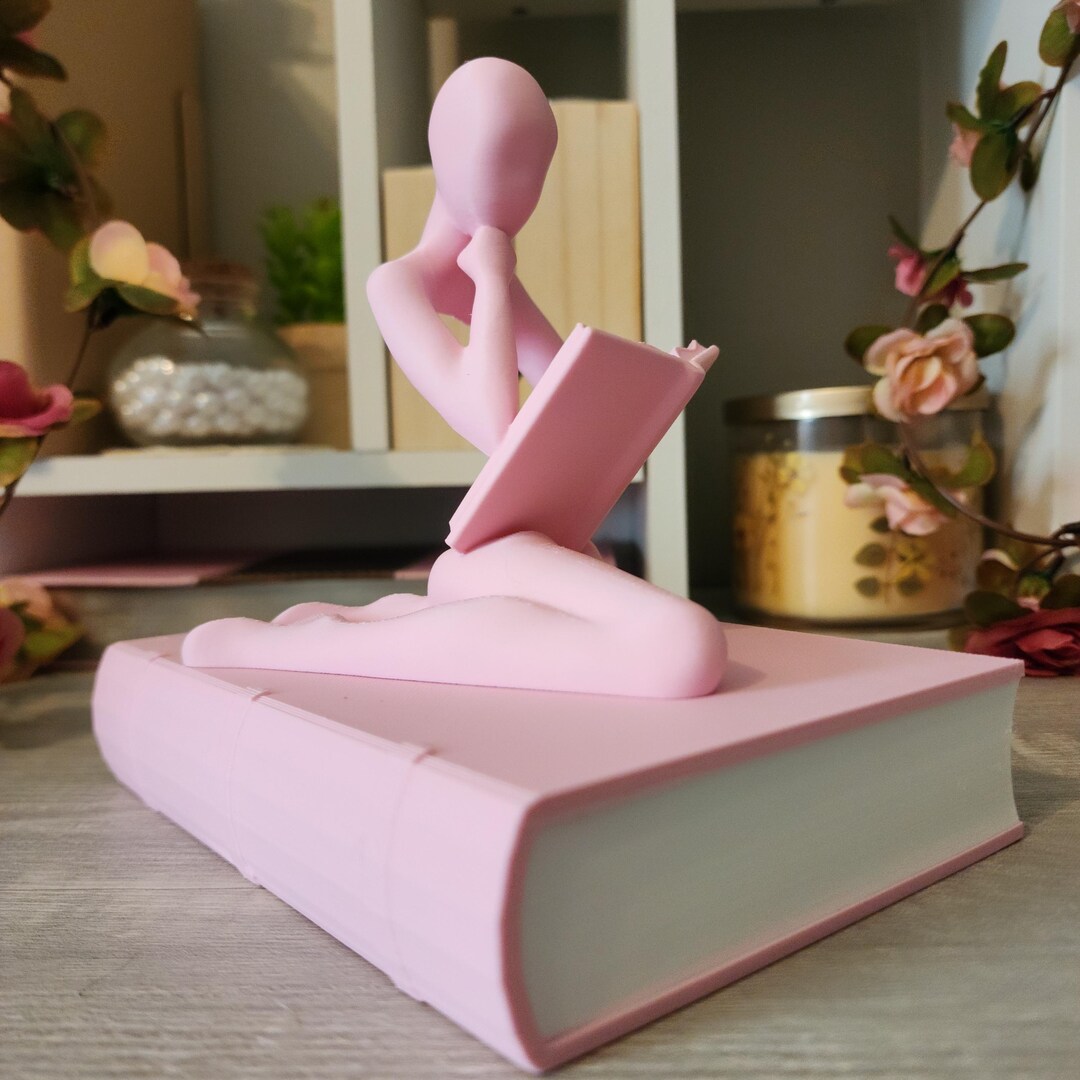 3D Printed Reading Statue: Minimalist Book Lover Gift - Etsy