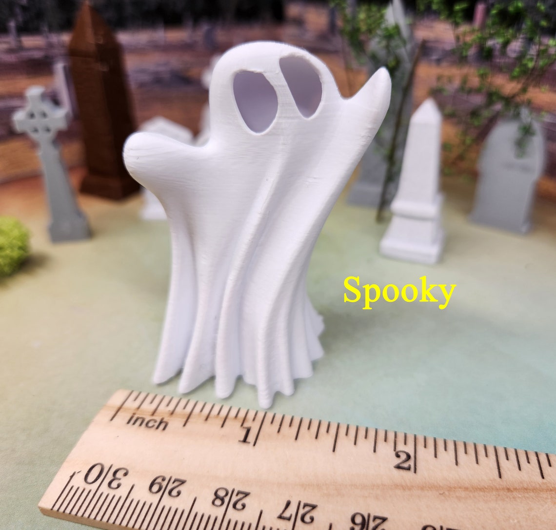 1:24 (half Scale) Ghost. Choice of 5 Figures. White Plastic for ...