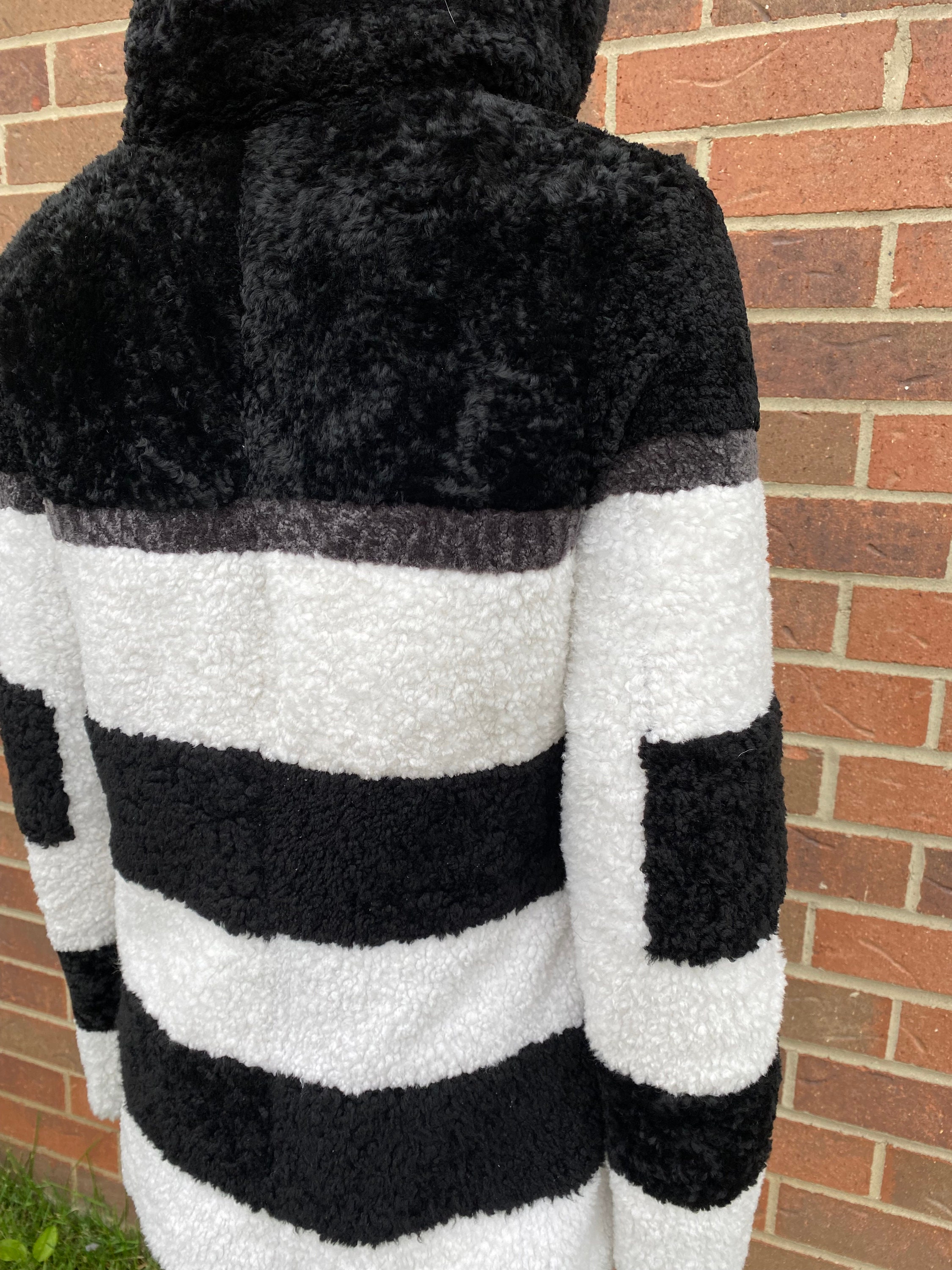 LUXURIOUS Real Astrakhan Karakul Fur Hooded Winter Warm Cute Fancy Lady ...