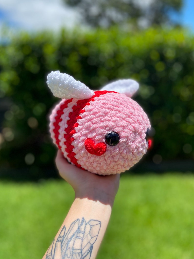 Crochet Jumbo Valentines Bee Plush Amigurumi Valentines Day Gift With ...