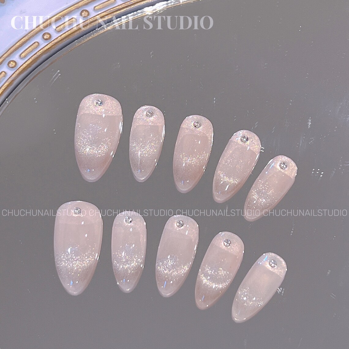 Moonlight Cateye Handmade Reusable Press on Nail| Cateye Shiny Piece ...