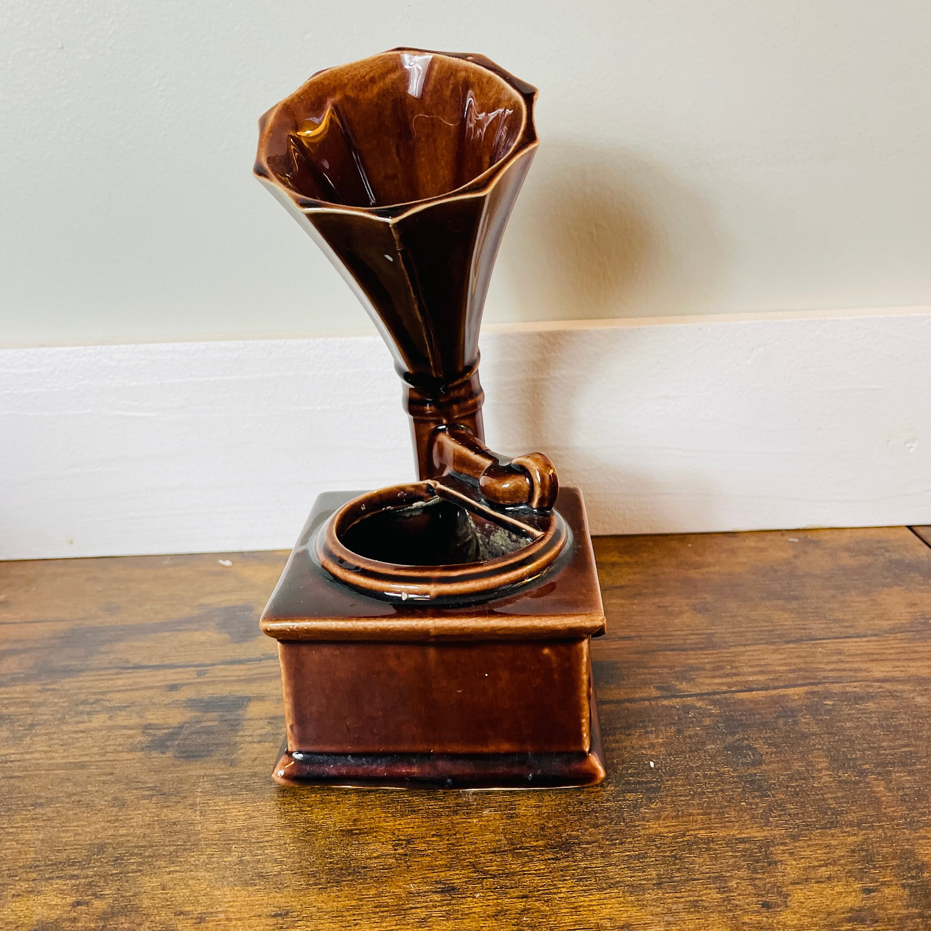 Vintage Victrola Gramophone Bud Vase Planter - Etsy