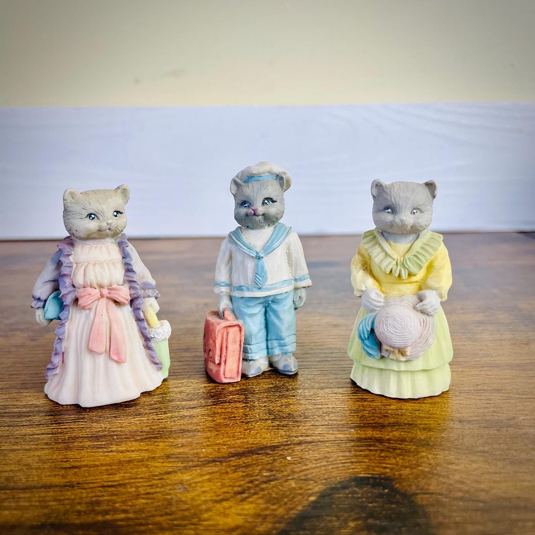 Vintage JC Cat Family Figurines | Artist Signed Resin Cats in Fancy ...